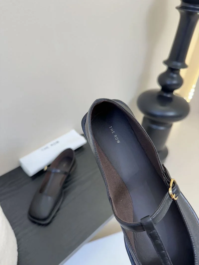 Indistinguishable The Row Shoes