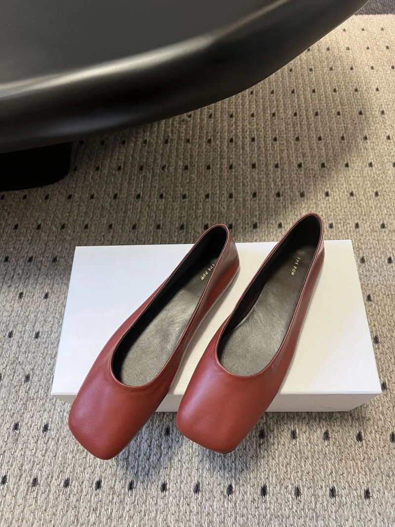 Top mirror The Row Shoes