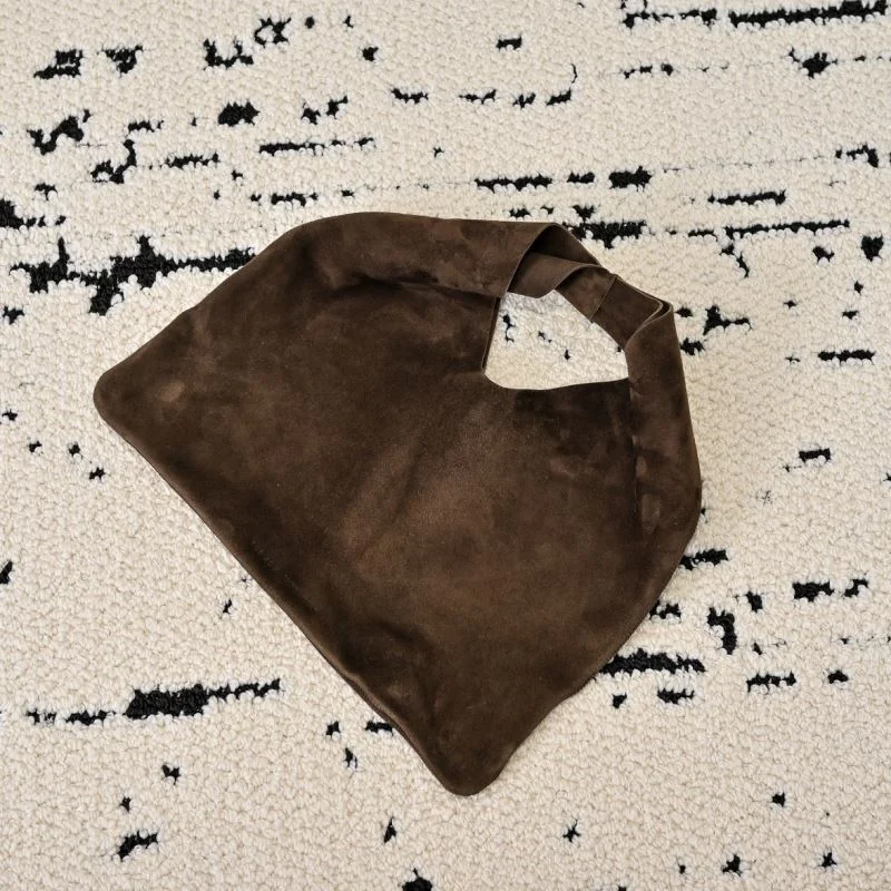 Value-priced The Row Shopping Bags