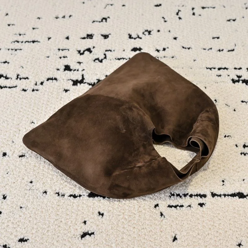 Value-priced The Row Shopping Bags