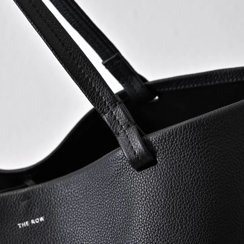 Cut-rate The Row Shopping Bags