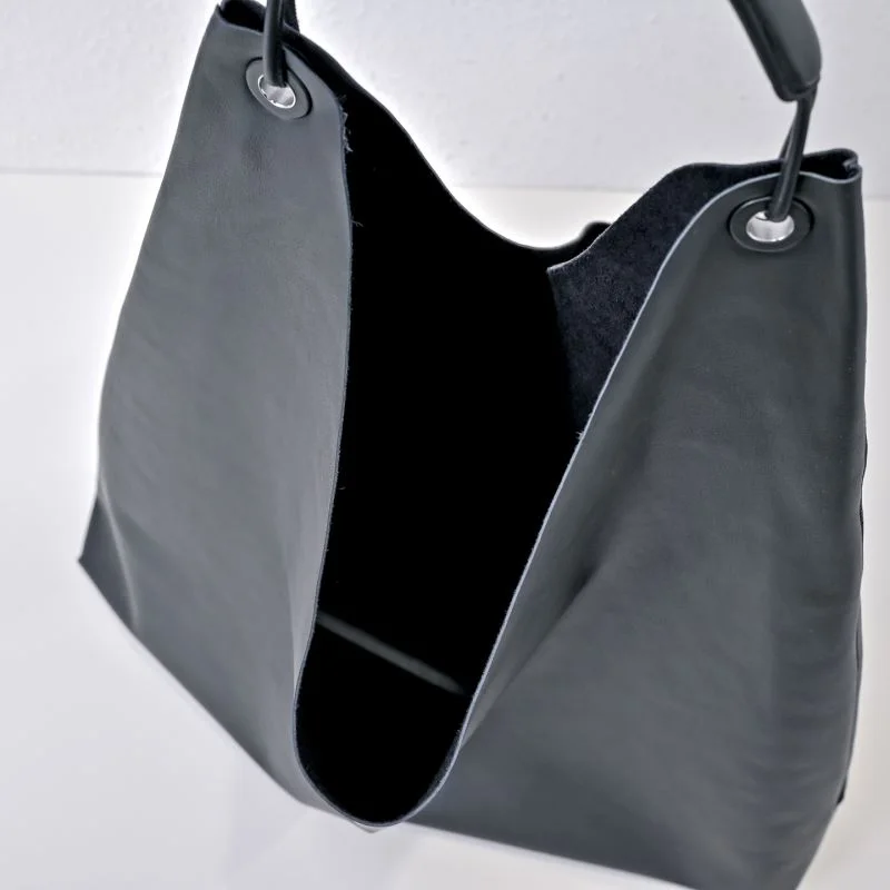 Affordable The Row Shopping Bags