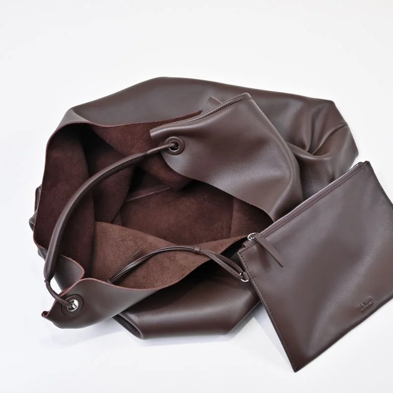 Top mirror The Row Shopping Bags