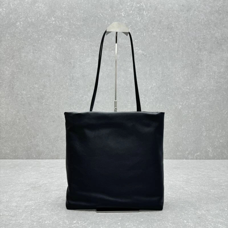 Accurate model The Row Shopping Bags