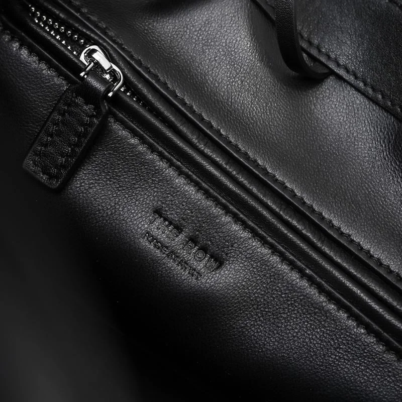 Top mirror The Row Top Handle Bags