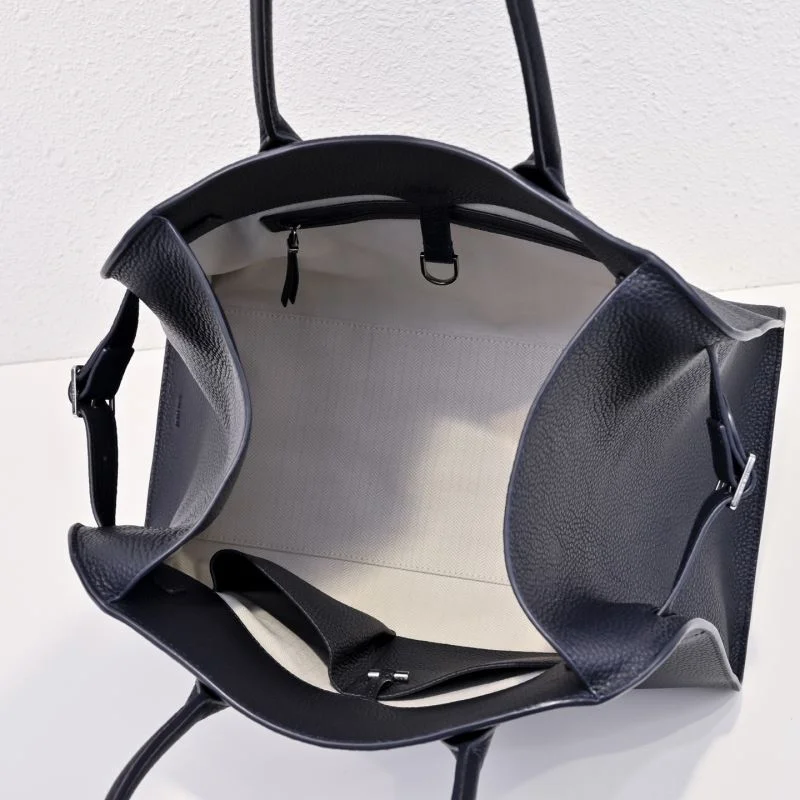 Top mirror The Row Top Handle Bags