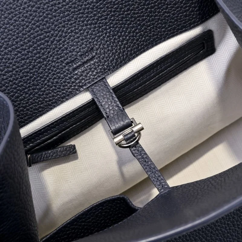 Top mirror The Row Top Handle Bags