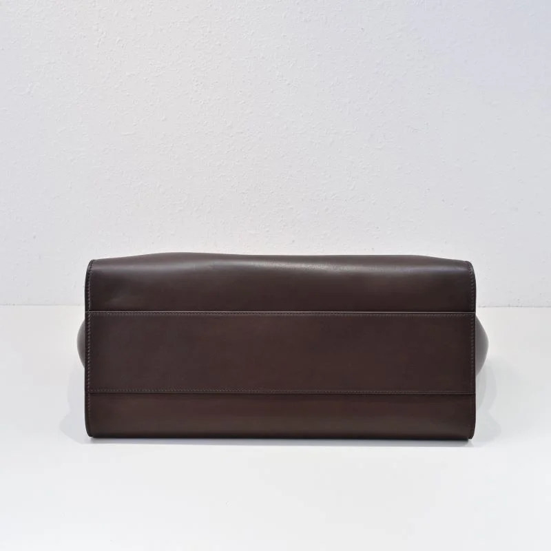Top mirror The Row Top Handle Bags