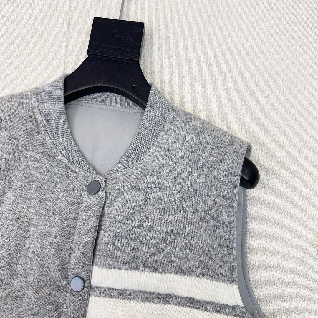 Top mirror Thom Browne Down Jackets