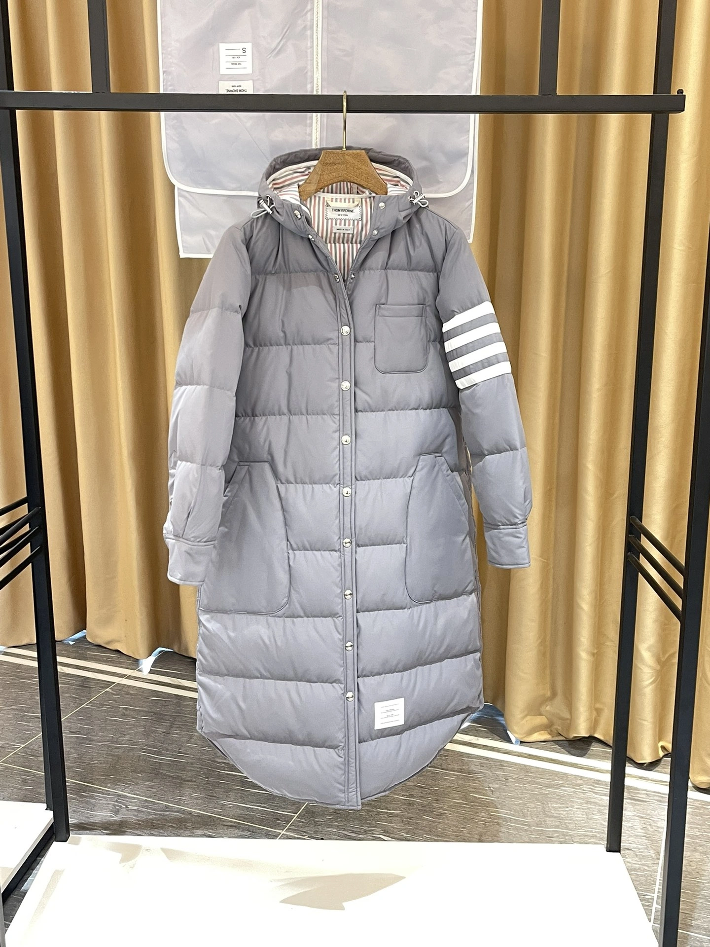 Cut-rate Thom Browne Down Jackets