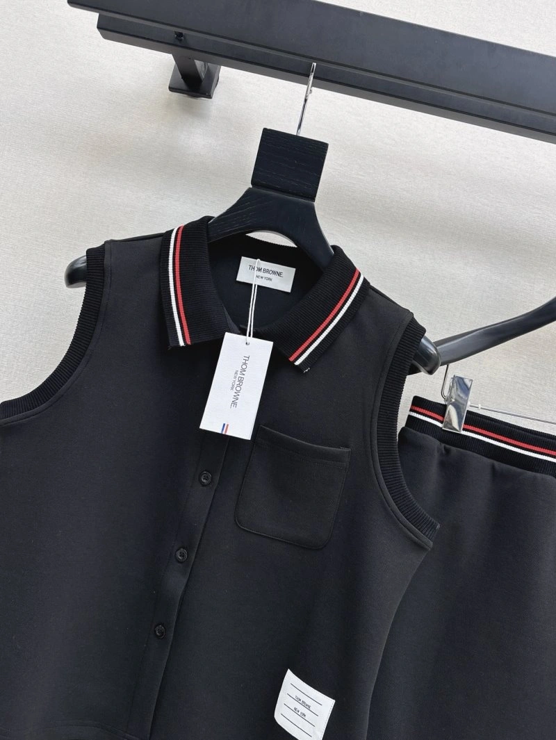 Discounted Thom Browne Dress Suits