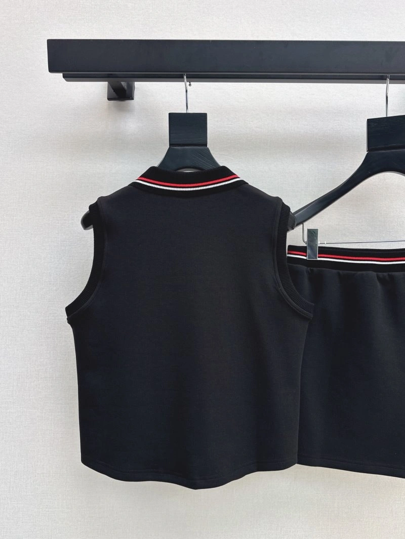 Discounted Thom Browne Dress Suits
