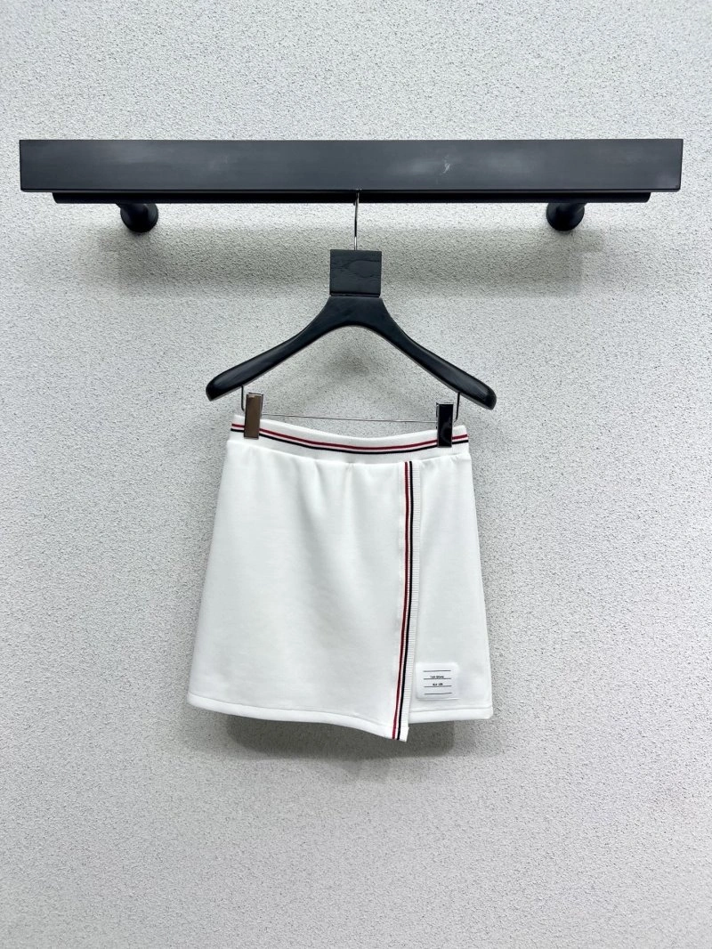 Exact replica Thom Browne Dress Suits