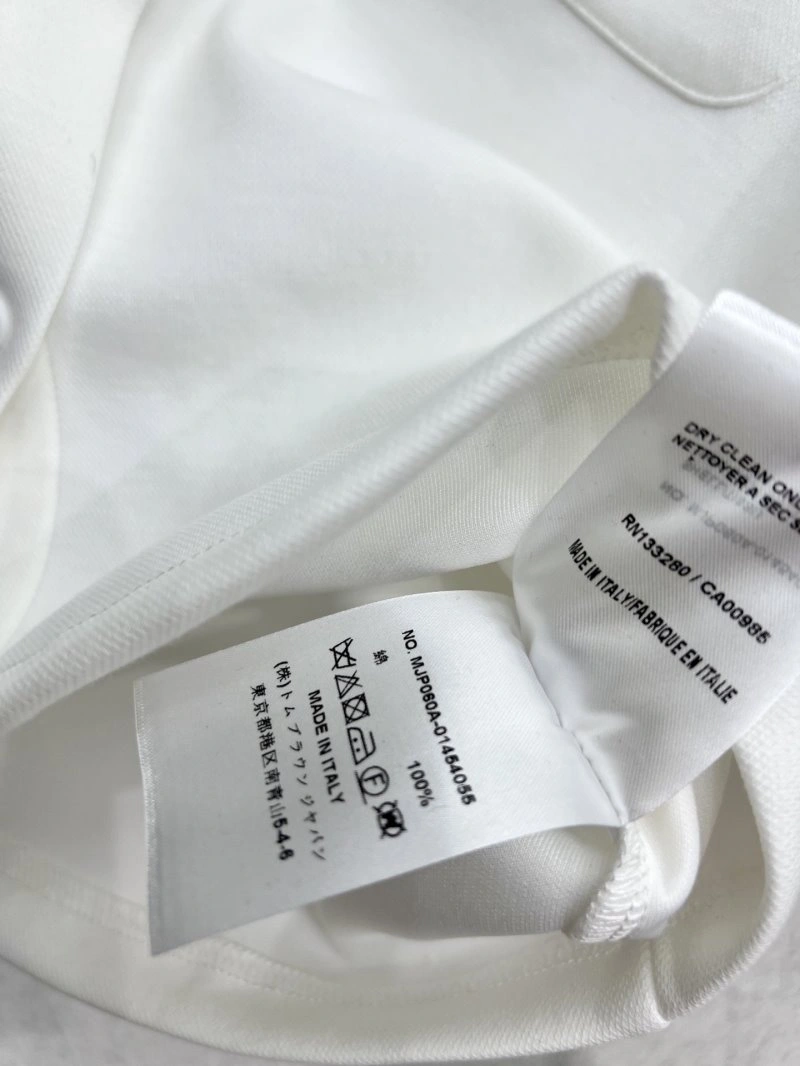 Exact replica Thom Browne Dress Suits