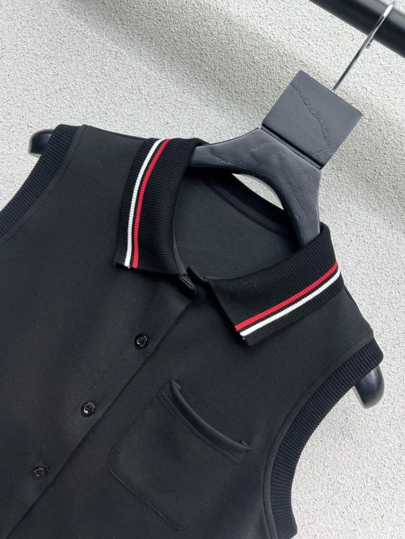 Accurate model Thom Browne Dress Suits