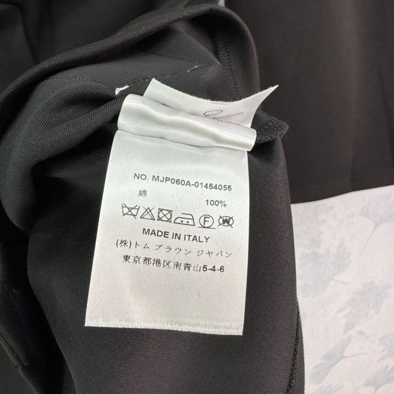 Discounted Thom Browne Dress Suits