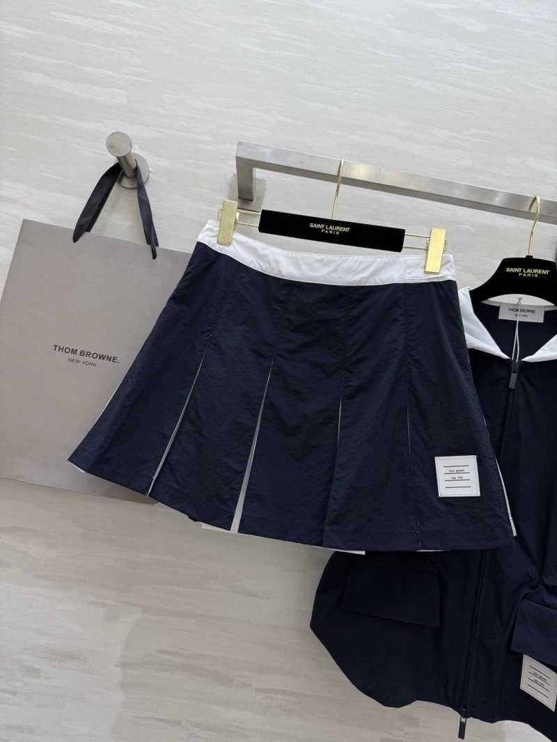 Top match Thom Browne Dress Suits