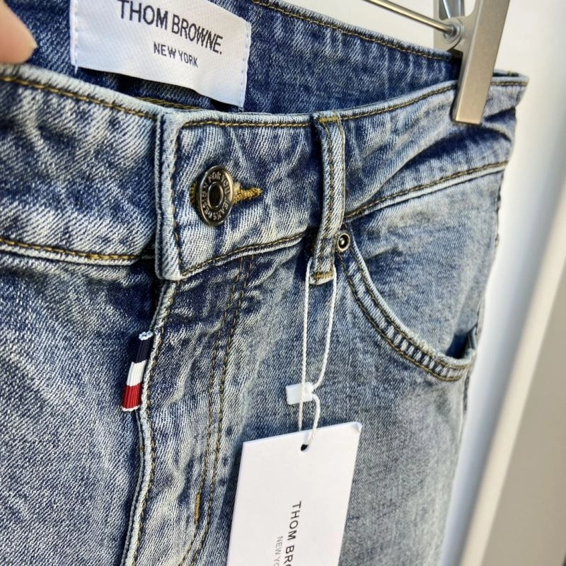 Low-cost Thom Browne Jeans