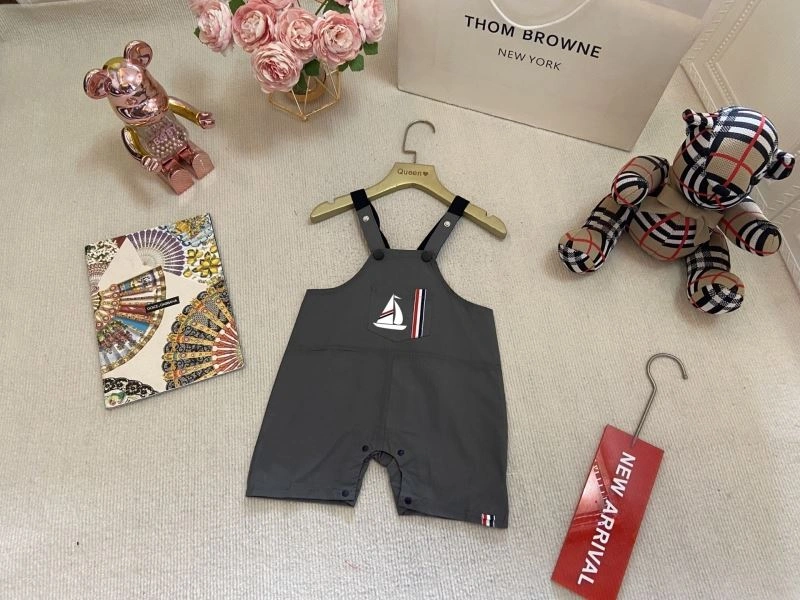 Accurate model Thom Browne Kids