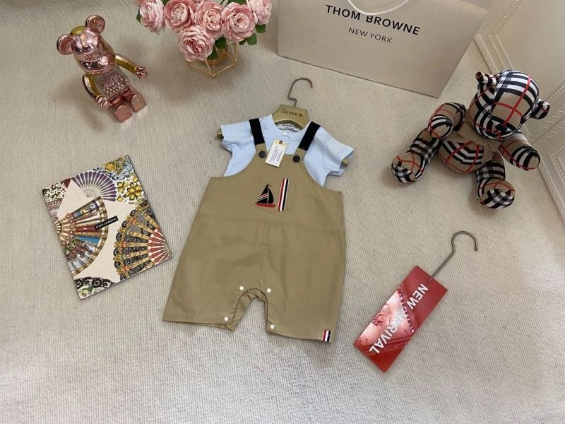 Exact replica Thom Browne Kids
