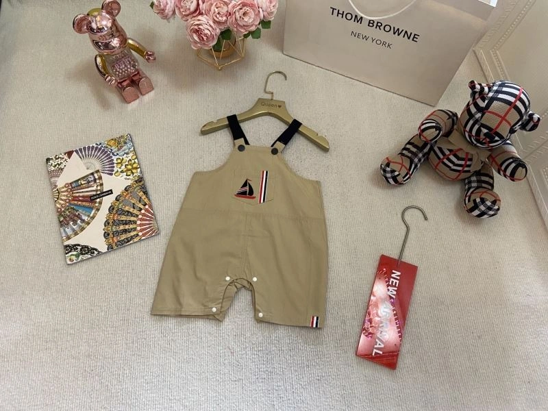 Exact replica Thom Browne Kids