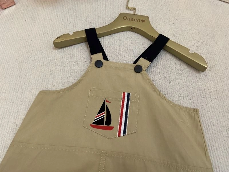 Exact replica Thom Browne Kids