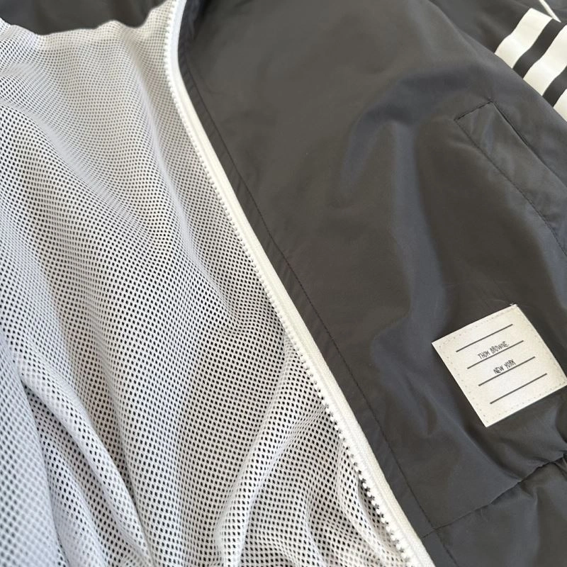 Bargain Thom Browne Kids