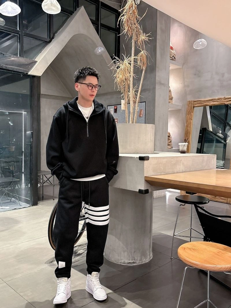 Brand-authenticated Thom Browne Long Pants