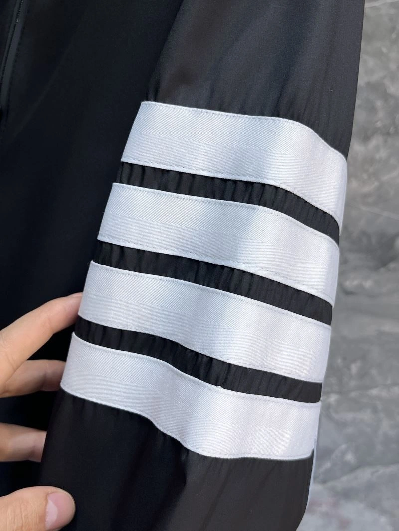 Brand-original Thom Browne Outwear
