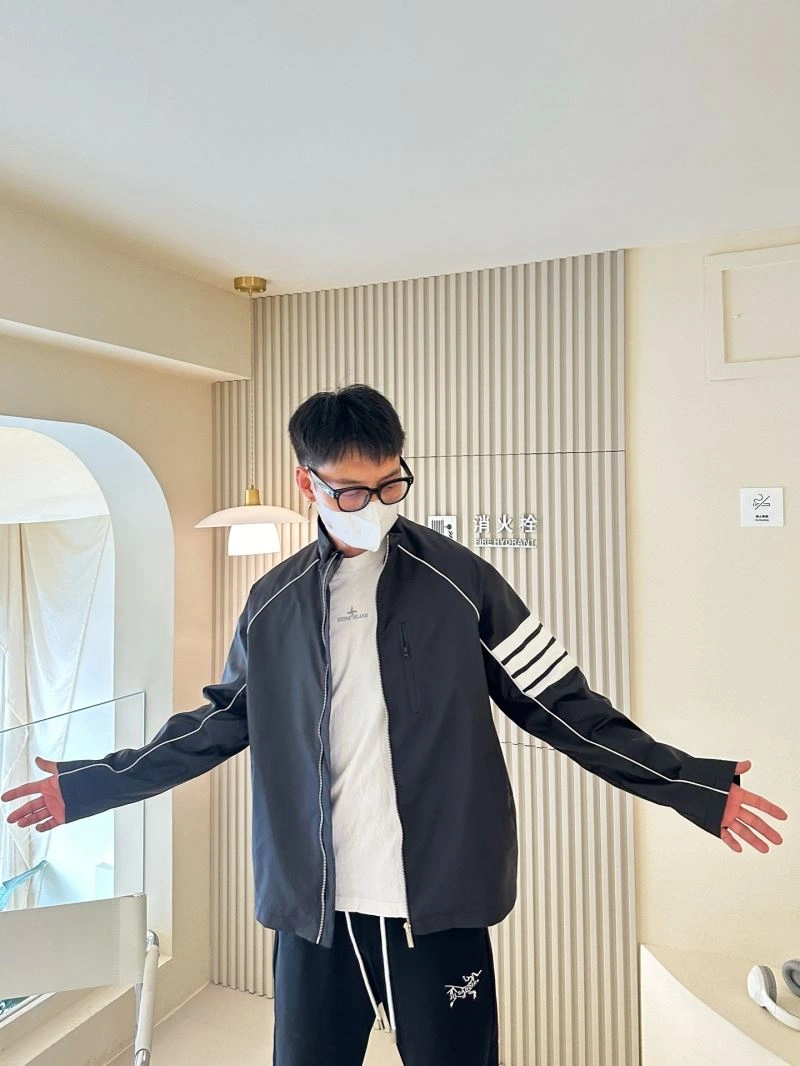 Brand-original Thom Browne Outwear
