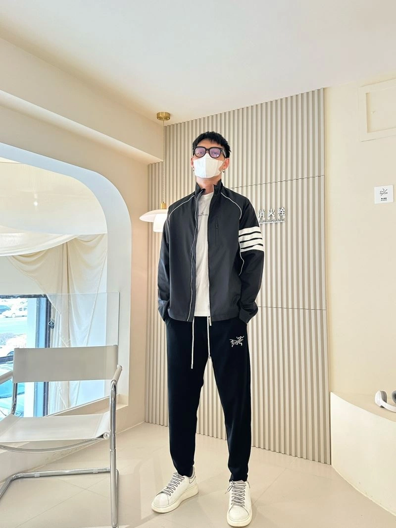 Brand-original Thom Browne Outwear