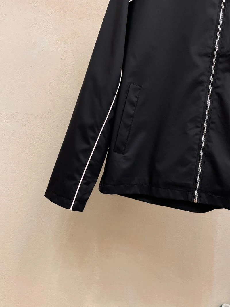Exact replica Thom Browne Outwear