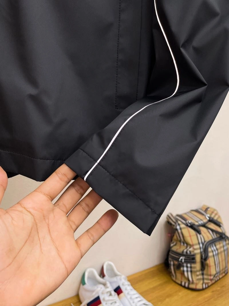 Exact replica Thom Browne Outwear
