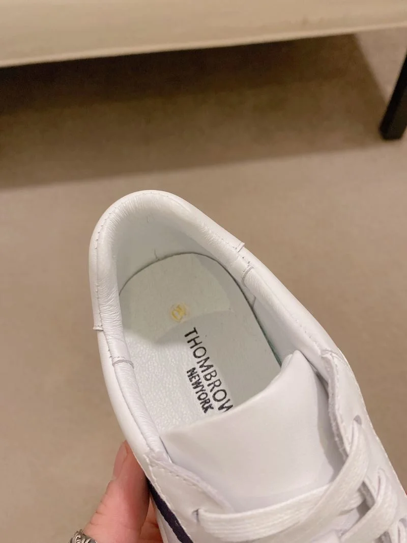 Exact replica Thom Browne Shoes