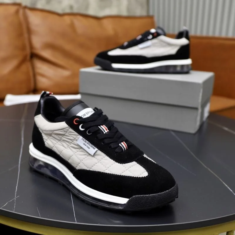 Accurate model Thom Browne Shoes