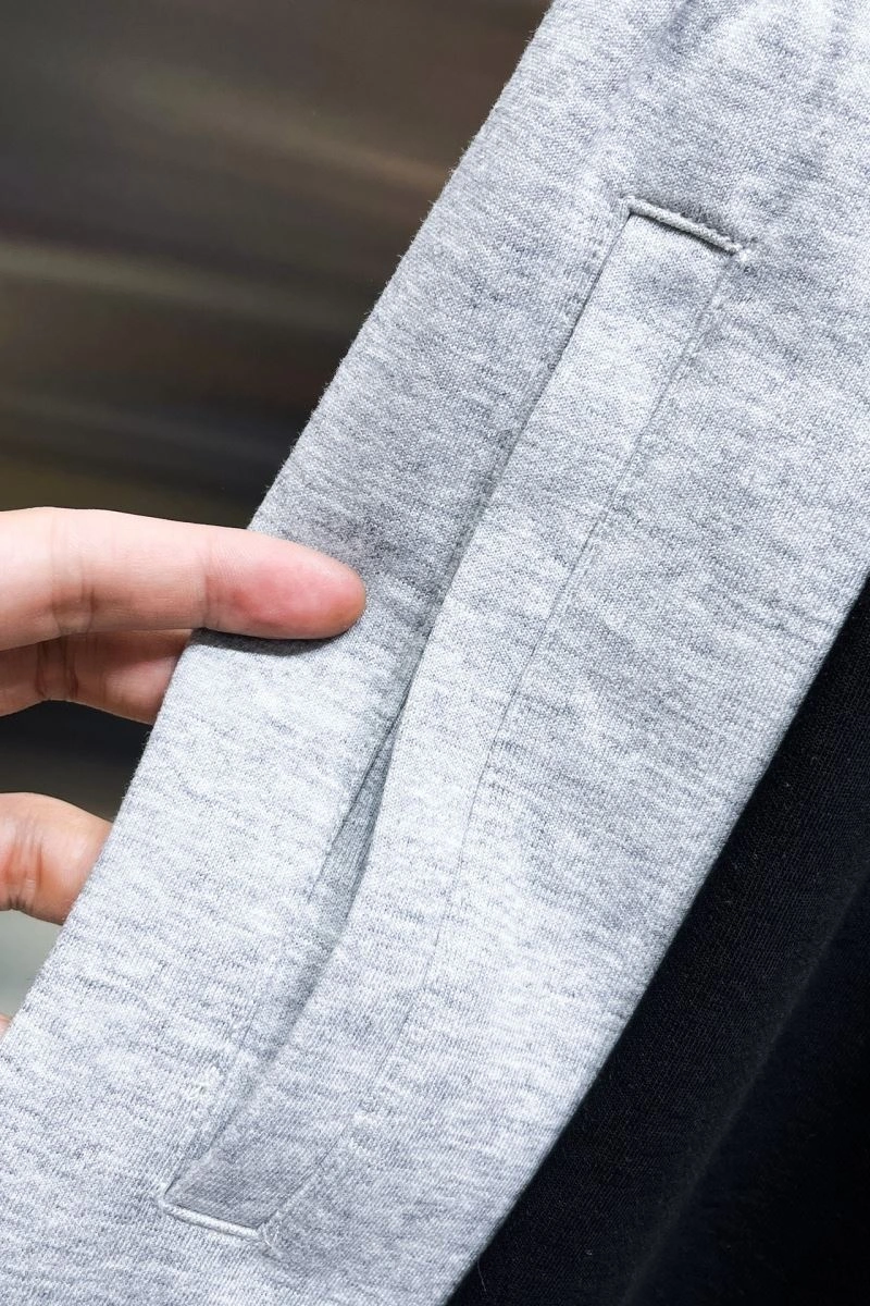 Brand-authenticated Thom Browne Short Pants