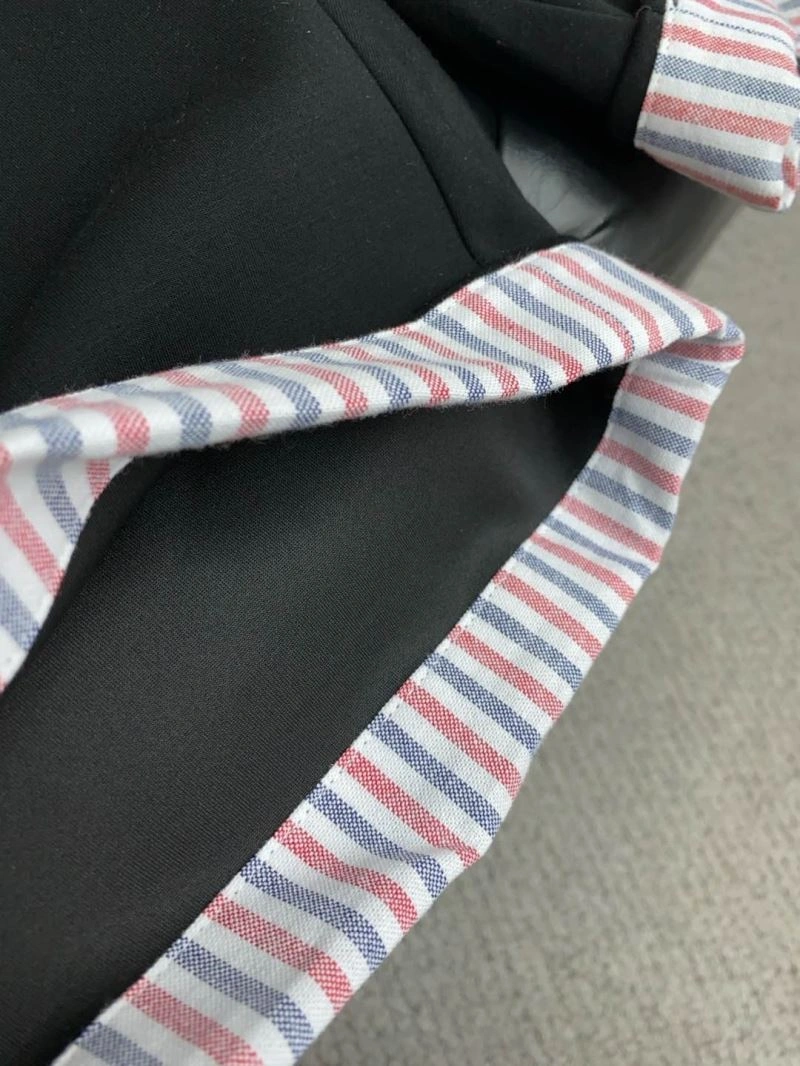 Bargain Thom Browne Short Pants