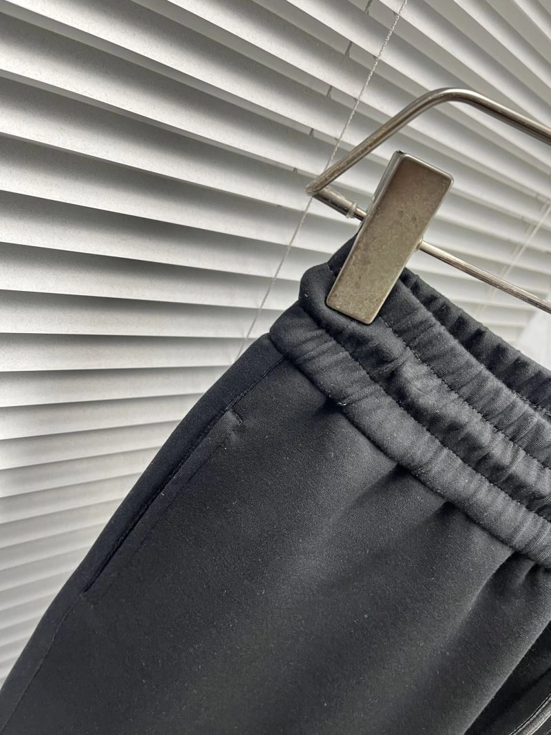 Cut-rate Thom Browne Short Pants