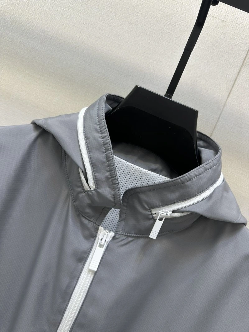Exact replica Thom Browne Sunscreen Jacket