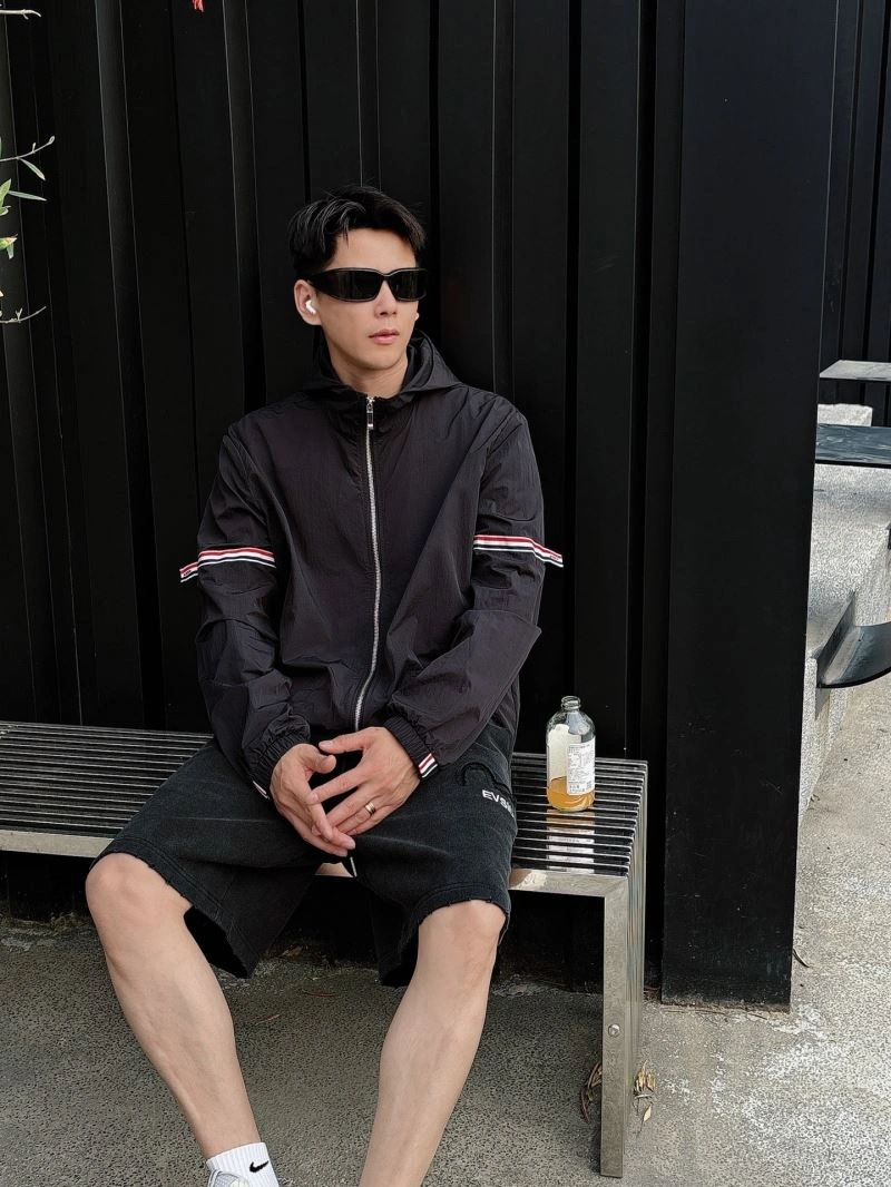 Bargain Thom Browne Sunscreen Jacket