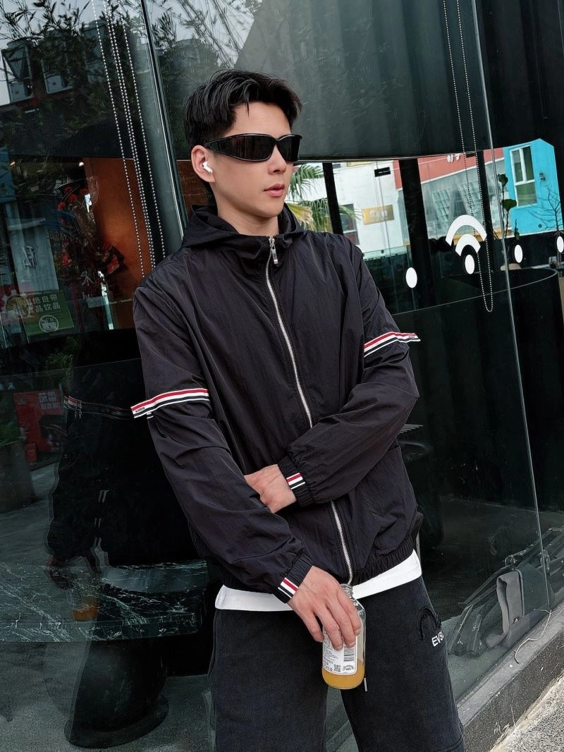 Bargain Thom Browne Sunscreen Jacket