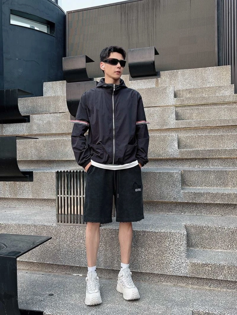 Bargain Thom Browne Sunscreen Jacket