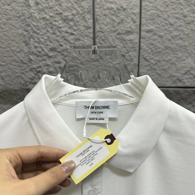 Accurate model Thom Browne T-Shirts