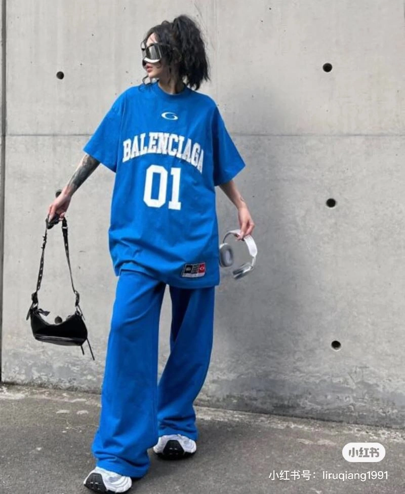 Low-cost Thom Browne T-Shirts