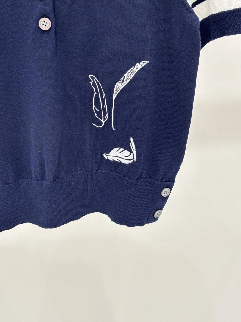 Cut-rate Thom Browne T-Shirts