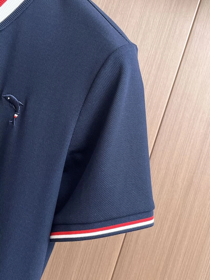 Accurate model Thom Browne T-Shirts