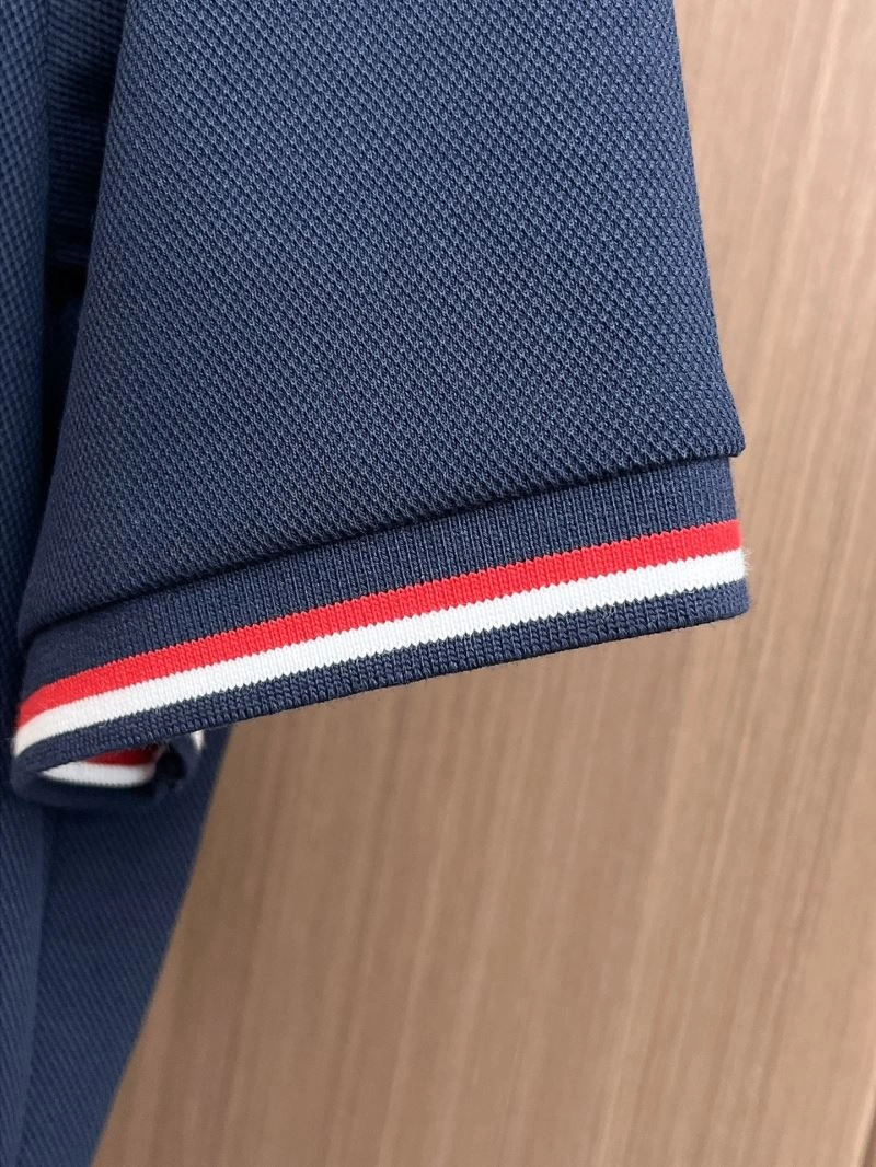 Accurate model Thom Browne T-Shirts