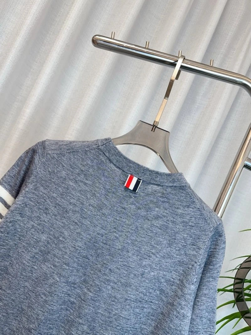 Bargain Thom Browne T-Shirts