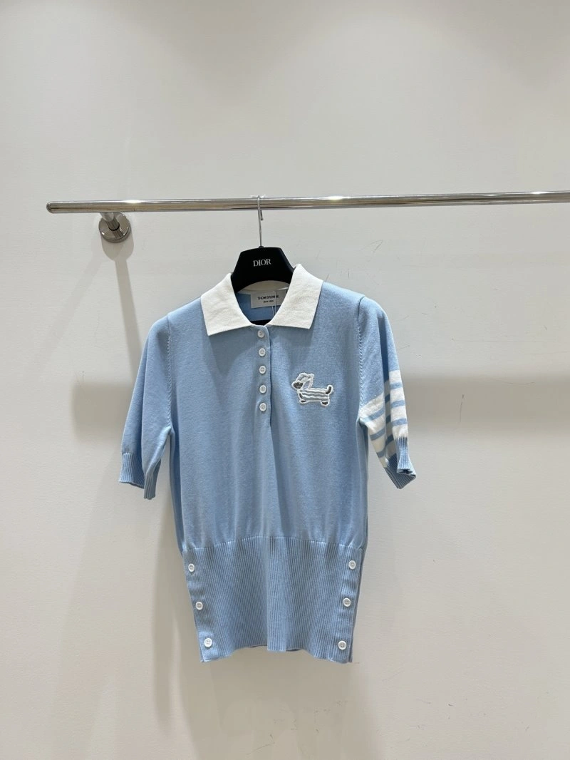Accurate model Thom Browne T-Shirts