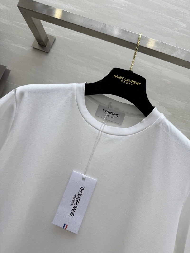 Bargain Thom Browne T-Shirts